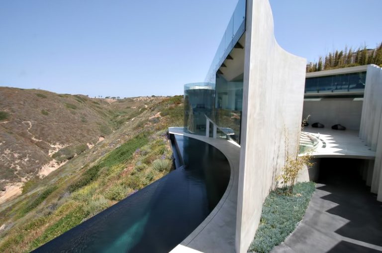 Inside The Razor – 11,000 sq. ft. California Masterpiece for $19.3 ...