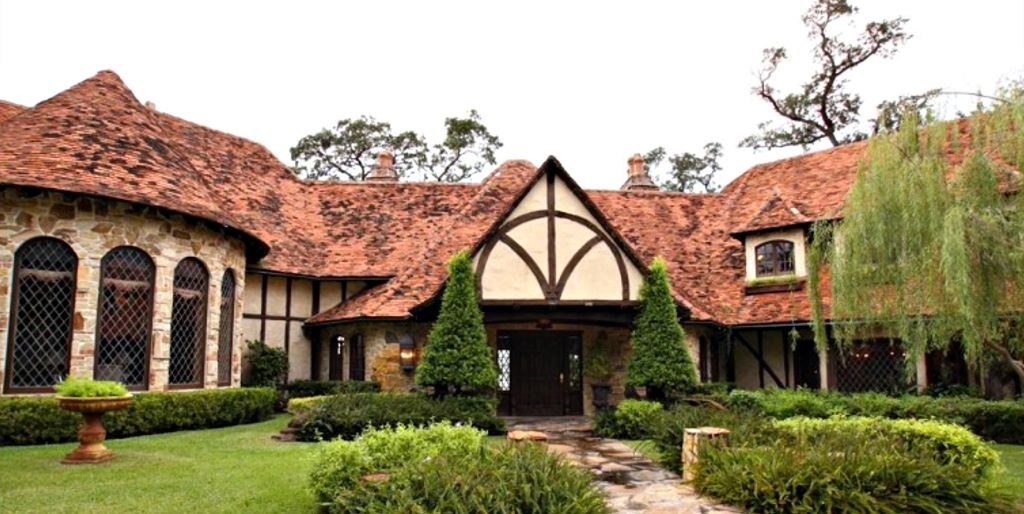 Hulk Hogan’s Former $8.87 Million Belleair Estate at 130 Willadel Drive ...