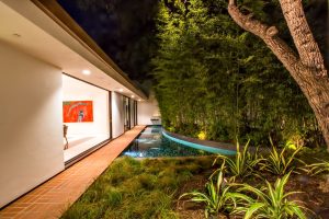 Ellen DeGeneres Brody House Residence – 360 S Mapleton Dr, Los Angeles ...