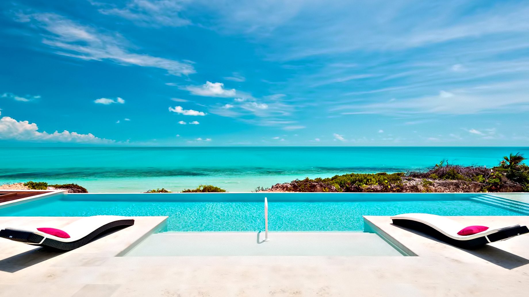 Turks and Caicos Islands Luxury Homes – The Pinnacle List