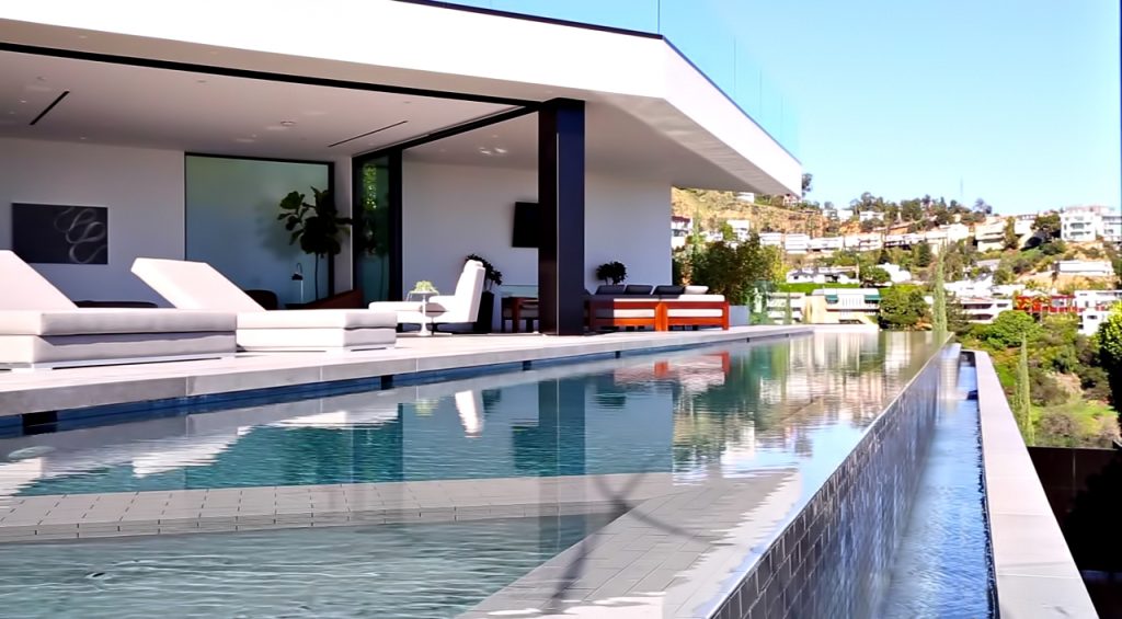 Trophy Modern Luxury Residence – 1442 Tanager Way, Los Angeles, CA, USA ...
