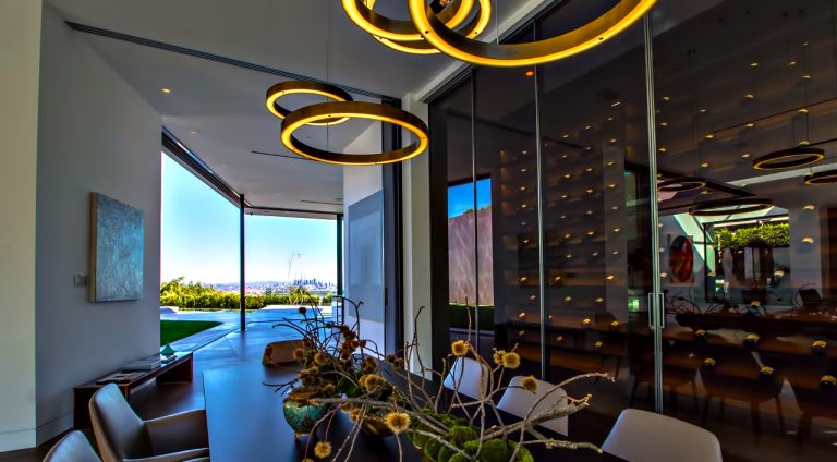 Trophy Modern Luxury Residence – 1442 Tanager Way, Los Angeles, CA, USA ...