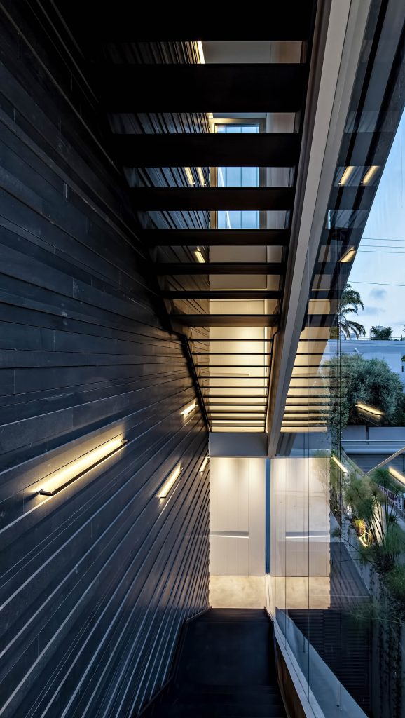 Concrete Cut Luxury Residence – Ramat Gan, Tel Aviv, Israel – The ...