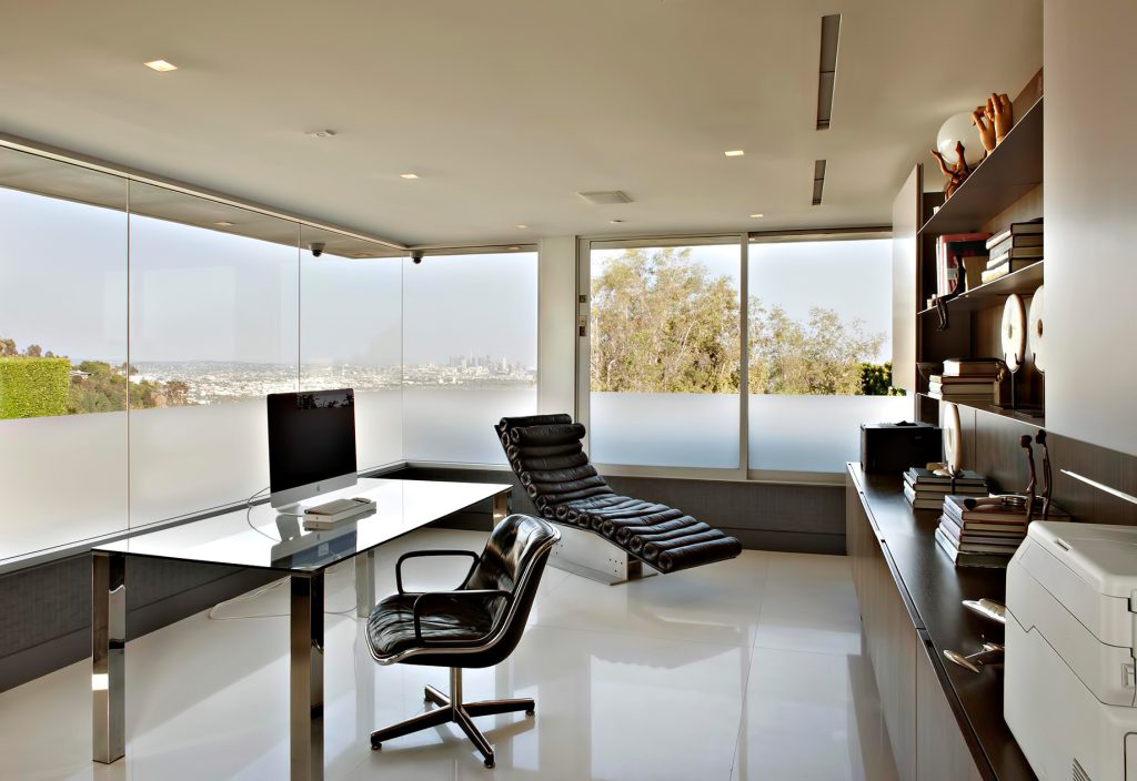 Winklevoss Luxury Home – 1423 Tanager Way, Los Angeles, CA, USA – The ...