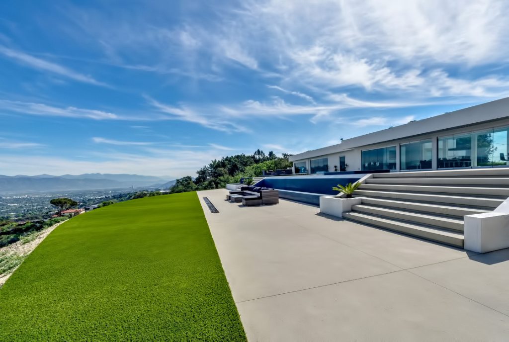 Beverly Hills Modern – 13727 Mulholland Dr, Beverly Hills, CA, USA ...