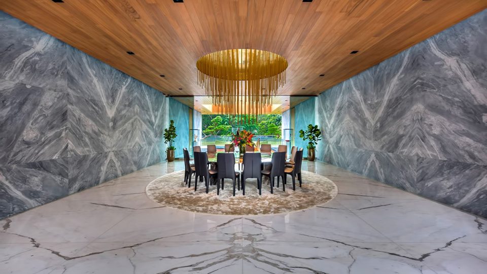 Majestic Opulence – The Pinnacle List