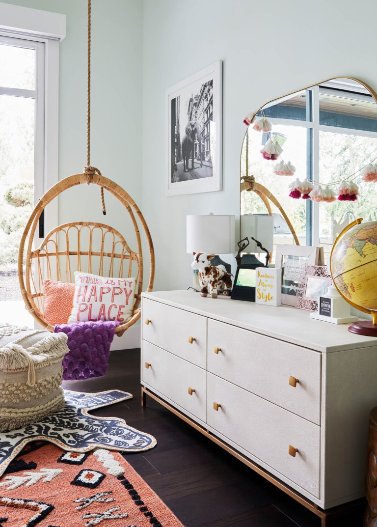 Exquisite Lakehouse Interior Design Lake Tapps, WA, USA – Allison Lind ...