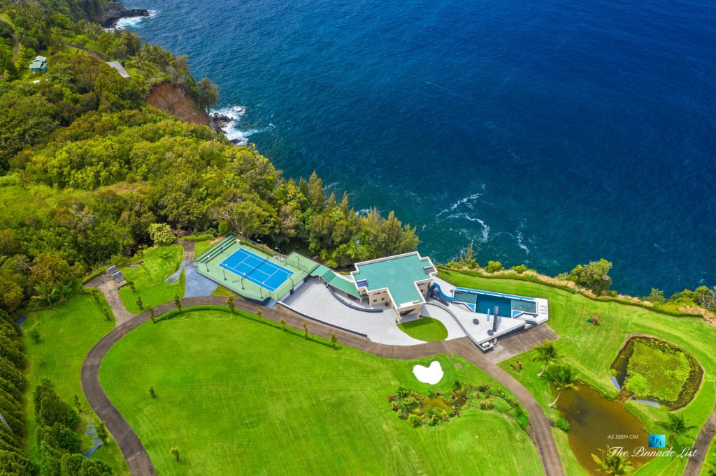 Waterfalling Estate – 32-1056 Old Mamalahoa Hwy, Ninole, HI, USA – The ...