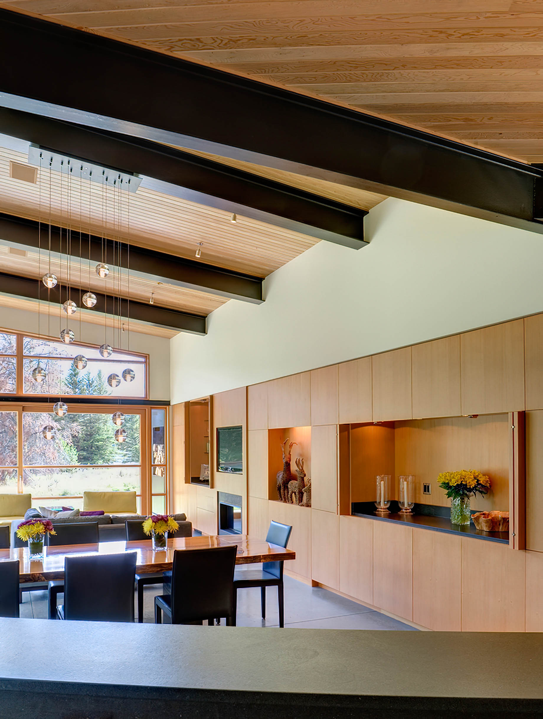 River Bank Sustainable Luxury House – Big Sky, MT, USA – The Pinnacle List