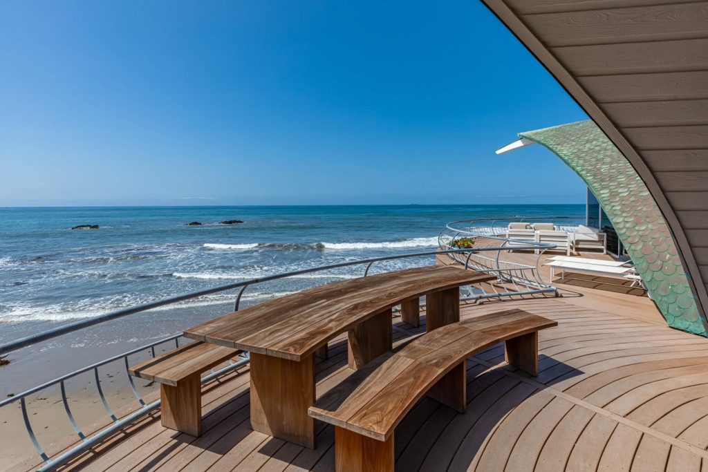 Wave House Malibu – 33602 Pacific Coast Hwy, Malibu, CA, USA 🇺🇸 – The ...