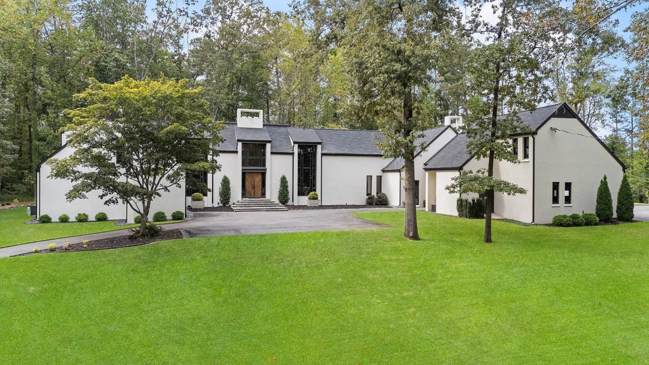 9650 Coleman Rd, Roswell, GA, USA 🇺🇸 – Debra Johnston – The Pinnacle List