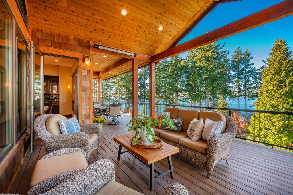Large Expansive Deck Porch Patio of a Luxury Home – The Pinnacle List