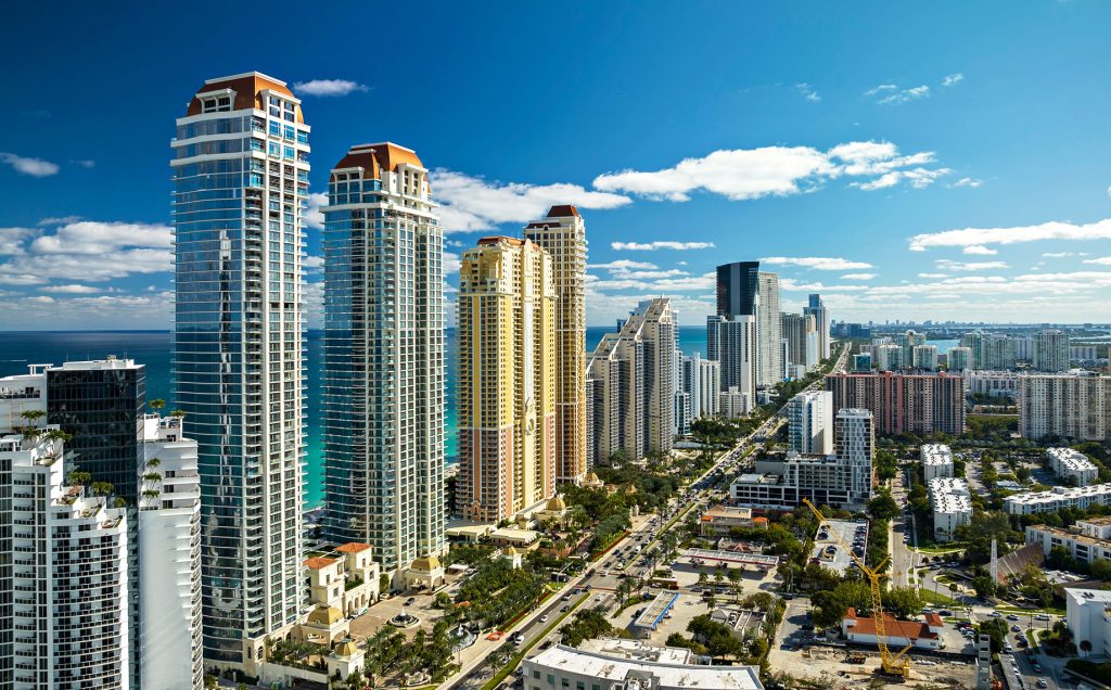 Oceanfront Luxury Hotels in Sunny Isles Beach, Miami-Dade, Florida, USA ...