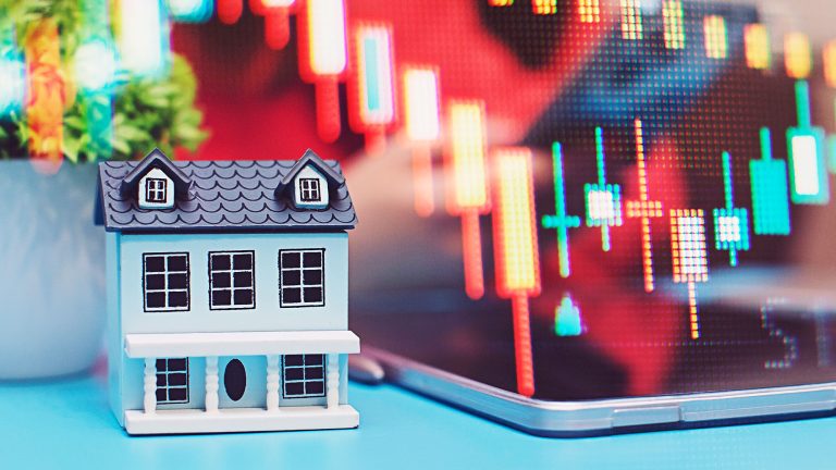 Real Estate vs. Stocks: Which Investment is Better in 2025? – The ...