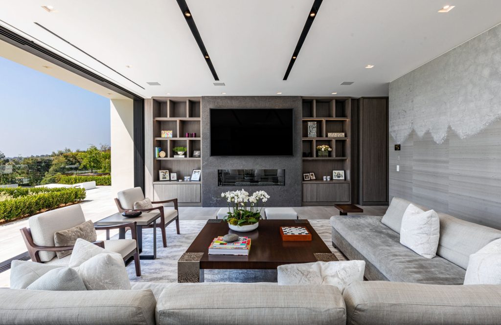 Tower Grove Estate – 1251 Tower Grove Dr, Beverly Hills, CA, USA – 28 ...