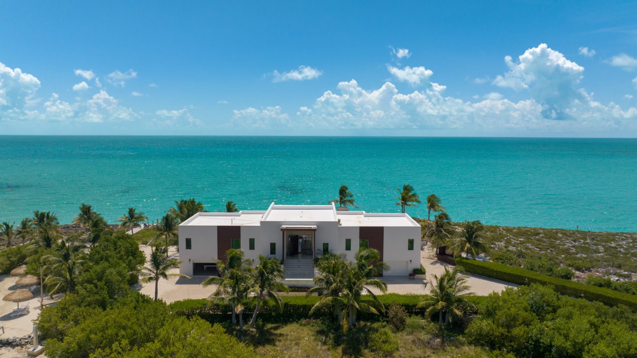 Tip Of The Tail Villa – 550 Turtle Tail Dr, Long Bay Hills, Turks ...